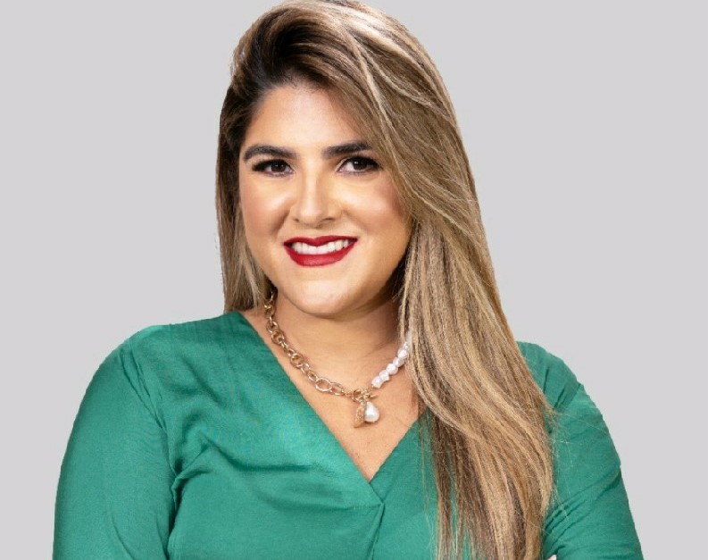 Elvia Bustavino fue distinguida por el Premio Marítimo de Las Américas ...